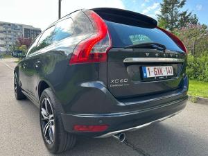 Grey Volvo XC60 2014 in Vilnius, with an engine capacity of 1.98 L and mileage of 271 thousand km for 11150 €, photo 7 on AUTOMOTO.COM.LV