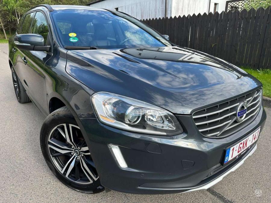 Grey Volvo XC60 2014 in Vilnius, with an engine capacity of 1.98 L and mileage of 271 thousand km for 11150 €, photo 13 on AUTOMOTO.COM.LV