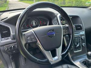 Grey Volvo XC60 2014 in Vilnius, with an engine capacity of 1.98 L and mileage of 271 thousand km for 11150 €, photo 18 on AUTOMOTO.COM.LV