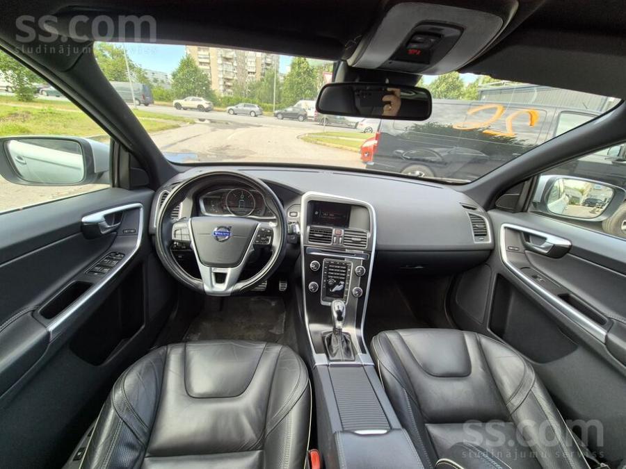 Pelēks Volvo XC60 2014 Rīga, ar dzinēja tilpumu 2.00 L un nobraukumu 316 tūkst. km par 8290 €, foto 14 vietnē AUTOMOTO.COM.LV