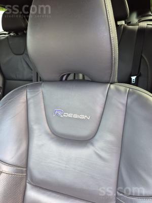 Pelēks Volvo XC60 2014 Rīga, ar dzinēja tilpumu 2.00 L un nobraukumu 316 tūkst. km par 8290 €, foto 17 vietnē AUTOMOTO.COM.LV