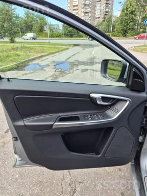 Pelēks Volvo XC60 2014 Rīga, ar dzinēja tilpumu 2.00 L un nobraukumu 316 tūkst. km par 8290 €, foto 18 vietnē AUTOMOTO.COM.LV