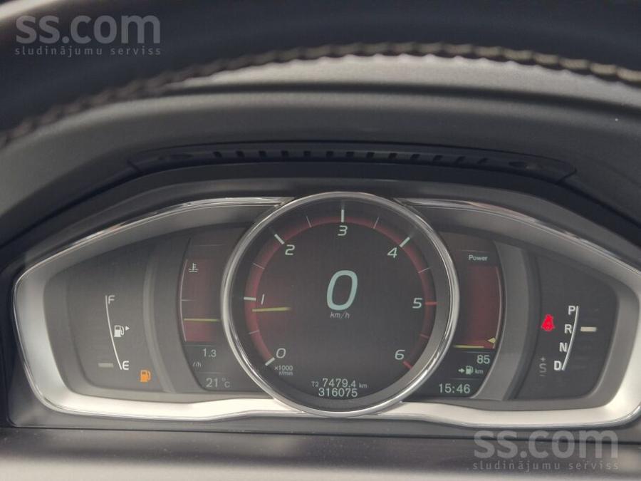 Pelēks Volvo XC60 2014 Rīga, ar dzinēja tilpumu 2.00 L un nobraukumu 316 tūkst. km par 8290 €, foto 21 vietnē AUTOMOTO.COM.LV