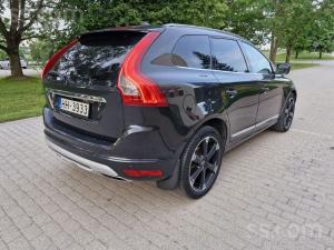 Pelēks Volvo XC60 2014 Saldus, ar dzinēja tilpumu 2.40 L un nobraukumu 225 tūkst. km par 14000 €, foto 4 vietnē AUTOMOTO.COM.LV
