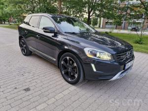 Pelēks Volvo XC60 2014 Saldus, ar dzinēja tilpumu 2.40 L un nobraukumu 225 tūkst. km par 14000 €, foto 5 vietnē AUTOMOTO.COM.LV