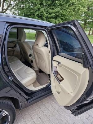 Pelēks Volvo XC60 2014 Saldus, ar dzinēja tilpumu 2.40 L un nobraukumu 225 tūkst. km par 14000 €, foto 12 vietnē AUTOMOTO.COM.LV