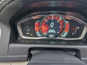 Pelēks Volvo XC60 2014 Saldus, ar dzinēja tilpumu 2.40 L un nobraukumu 225 tūkst. km par 14000 €, foto 16 vietnē AUTOMOTO.COM.LV
