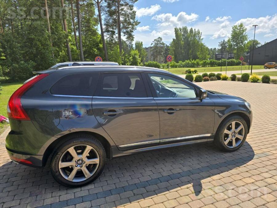 Pelēks Volvo XC60 2014 Rīga, ar dzinēja tilpumu 2.40 L un nobraukumu 244 tūkst. km par 11500 €, foto 5 vietnē AUTOMOTO.COM.LV