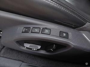 Grey Volvo XC60 2014 in Kaunas, with an engine capacity of 1.97 L and mileage of 275 thousand km for 5999 €, photo 14 on AUTOMOTO.COM.LV