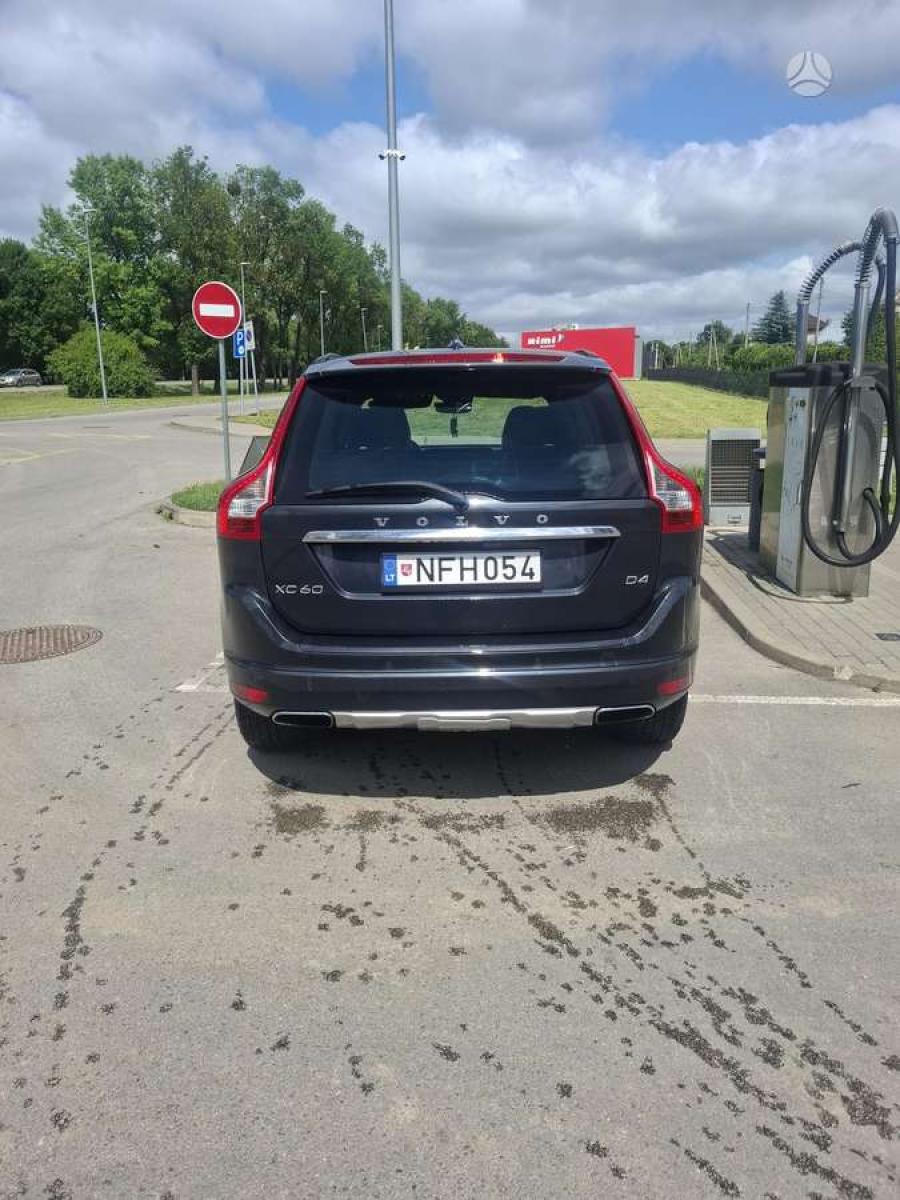 Pelēks Volvo XC60 2014 Kauņa, ar dzinēja tilpumu 1.97 L un nobraukumu 285 tūkst. km par 9000 €, foto 3 vietnē AUTOMOTO.COM.LV