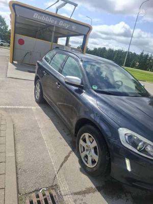 Pelēks Volvo XC60 2014 Kauņa, ar dzinēja tilpumu 1.97 L un nobraukumu 285 tūkst. km par 9000 €, foto 5 vietnē AUTOMOTO.COM.LV