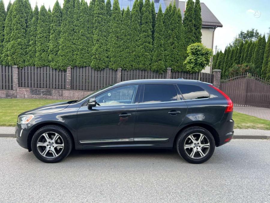 Pelēks Volvo XC60 2014 Viļņa, ar dzinēja tilpumu 3.00 L un nobraukumu 191 tūkst. km par 8900 €, foto 5 vietnē AUTOMOTO.COM.LV