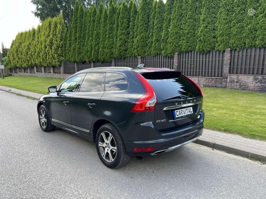 Pelēks Volvo XC60 2014 Viļņa, ar dzinēja tilpumu 3.00 L un nobraukumu 191 tūkst. km par 8900 €, foto 6 vietnē AUTOMOTO.COM.LV
