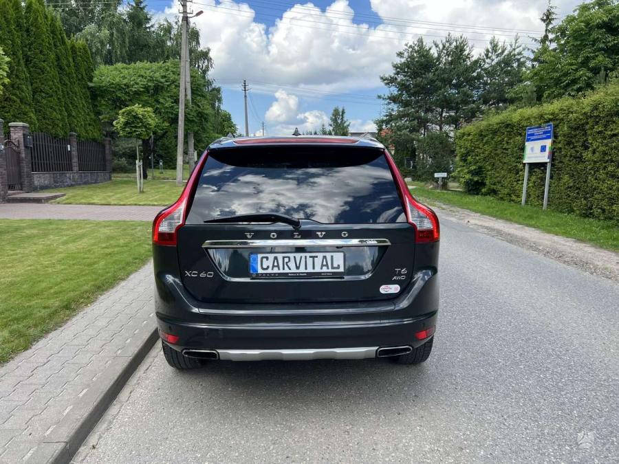 Pelēks Volvo XC60 2014 Viļņa, ar dzinēja tilpumu 3.00 L un nobraukumu 191 tūkst. km par 8900 €, foto 8 vietnē AUTOMOTO.COM.LV