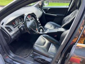 Pelēks Volvo XC60 2014 Viļņa, ar dzinēja tilpumu 3.00 L un nobraukumu 191 tūkst. km par 8900 €, foto 15 vietnē AUTOMOTO.COM.LV