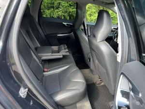 Pelēks Volvo XC60 2014 Viļņa, ar dzinēja tilpumu 3.00 L un nobraukumu 191 tūkst. km par 8900 €, foto 24 vietnē AUTOMOTO.COM.LV