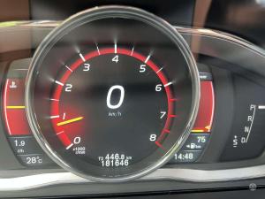 Pelēks Volvo XC60 2014 Viļņa, ar dzinēja tilpumu 3.00 L un nobraukumu 191 tūkst. km par 8900 €, foto 33 vietnē AUTOMOTO.COM.LV