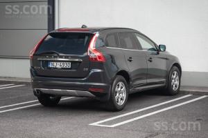 Pelēks Volvo XC60 2014 Rīga, ar dzinēja tilpumu 2.00 L un nobraukumu 179 tūkst. km par 10500 €, foto 5 vietnē AUTOMOTO.COM.LV