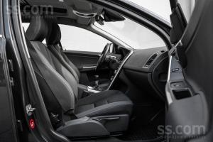 Pelēks Volvo XC60 2014 Rīga, ar dzinēja tilpumu 2.00 L un nobraukumu 179 tūkst. km par 10500 €, foto 11 vietnē AUTOMOTO.COM.LV