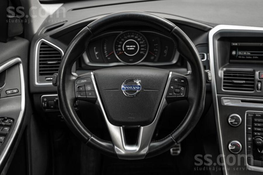 Pelēks Volvo XC60 2014 Rīga, ar dzinēja tilpumu 2.00 L un nobraukumu 179 tūkst. km par 10500 €, foto 18 vietnē AUTOMOTO.COM.LV