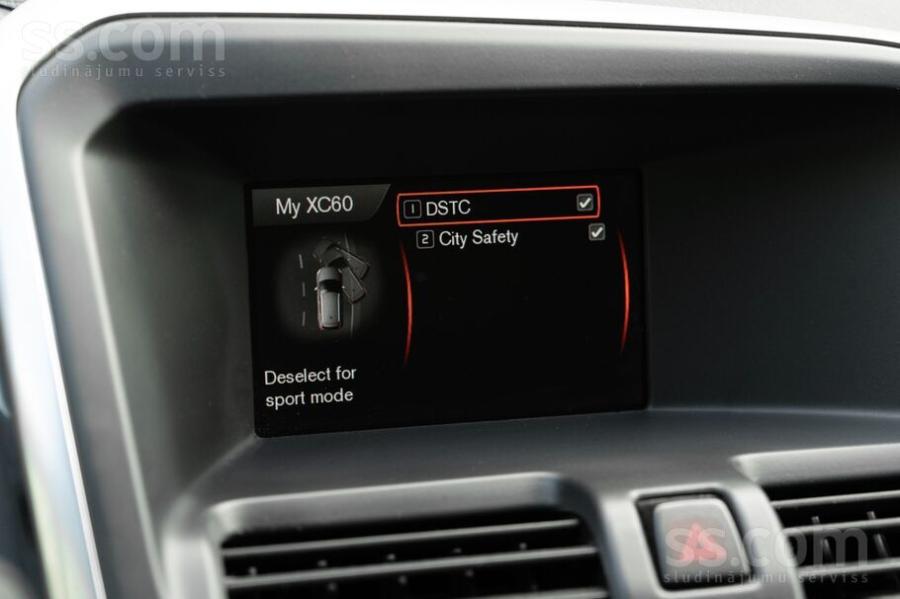 Pelēks Volvo XC60 2014 Rīga, ar dzinēja tilpumu 2.00 L un nobraukumu 179 tūkst. km par 10500 €, foto 26 vietnē AUTOMOTO.COM.LV