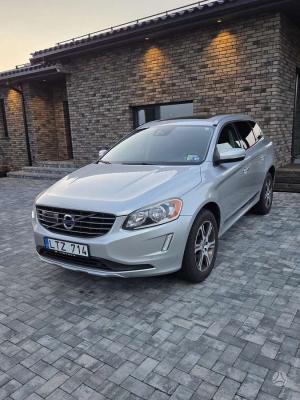 Grey Volvo XC60 2014 in Ukmerge, with an engine capacity of 2.95 L and mileage of 274 thousand km for 10500 €, photo 4 on AUTOMOTO.COM.LV