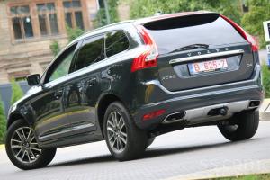Grey Volvo XC60 2014 in Riga, with an engine capacity of 2.00 L and mileage of 255 thousand km for 10890 €, photo 5 on AUTOMOTO.COM.LV
