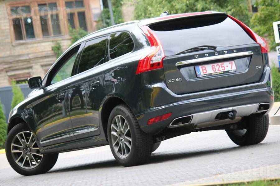 Grey Volvo XC60 2014 in Riga, with an engine capacity of 2.00 L and mileage of 255 thousand km for 10890 €, photo 5 on AUTOMOTO.COM.LV
