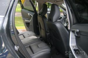Grey Volvo XC60 2014 in Riga, with an engine capacity of 2.00 L and mileage of 255 thousand km for 10890 €, photo 15 on AUTOMOTO.COM.LV