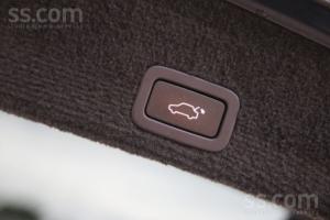 Grey Volvo XC60 2014 in Riga, with an engine capacity of 2.00 L and mileage of 255 thousand km for 10890 €, photo 18 on AUTOMOTO.COM.LV