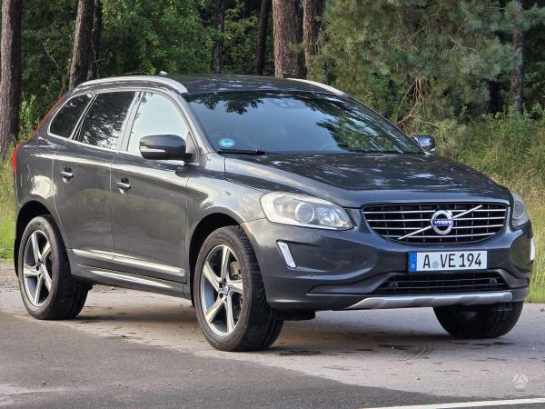 Pelēks Volvo XC60 2014 Viļņa, ar dzinēja tilpumu 2.40 L un nobraukumu 203 tūkst. km par 15950 €, foto 1 vietnē AUTOMOTO.COM.LV