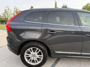 Pelēks Volvo XC60 2014 Šauļi, ar dzinēja tilpumu 1.97 L un nobraukumu 283 tūkst. km par 13450 €, foto 14 vietnē AUTOMOTO.COM.LV