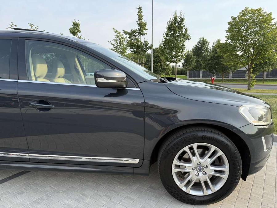 Pelēks Volvo XC60 2014 Šauļi, ar dzinēja tilpumu 1.97 L un nobraukumu 283 tūkst. km par 13450 €, foto 15 vietnē AUTOMOTO.COM.LV