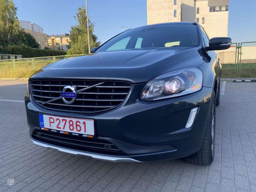 Pelēks Volvo XC60 2014 Viļņa, ar dzinēja tilpumu 2.40 L un nobraukumu 247 tūkst. km par 14500 €, foto 3 vietnē AUTOMOTO.COM.LV