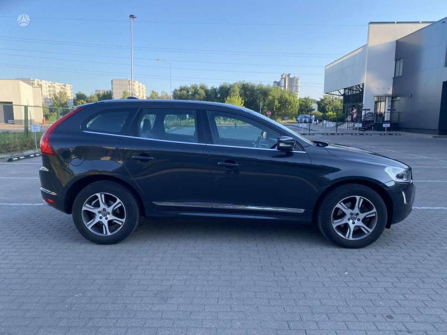 Pelēks Volvo XC60 2014 Viļņa, ar dzinēja tilpumu 2.40 L un nobraukumu 247 tūkst. km par 14500 €, foto 10 vietnē AUTOMOTO.COM.LV