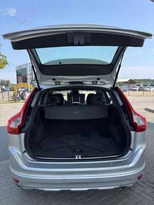 Grey Volvo XC60 2014 in Taurage, with an engine capacity of 1.97 L and mileage of 218 thousand km for 9500 €, photo 21 on AUTOMOTO.COM.LV
