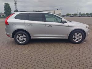Pelēks Volvo XC60 2014 Marijampole, ar dzinēja tilpumu 1.97 L un nobraukumu 224 tūkst. km par 10900 €, foto 6 vietnē AUTOMOTO.COM.LV