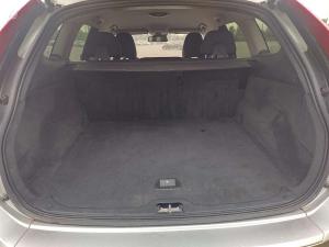 Pelēks Volvo XC60 2014 Marijampole, ar dzinēja tilpumu 1.97 L un nobraukumu 224 tūkst. km par 10900 €, foto 10 vietnē AUTOMOTO.COM.LV
