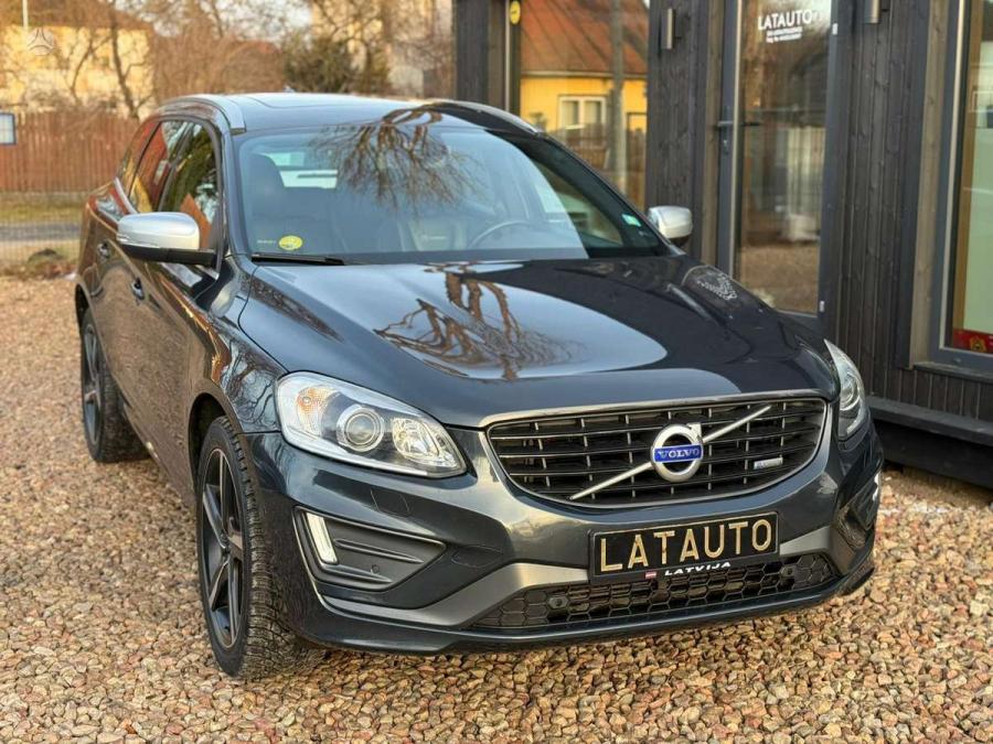 Pelēks Volvo XC60 2014 Rīga, ar dzinēja tilpumu 1.97 L un nobraukumu 253 tūkst. km par 13333 €, foto 1 vietnē AUTOMOTO.COM.LV
