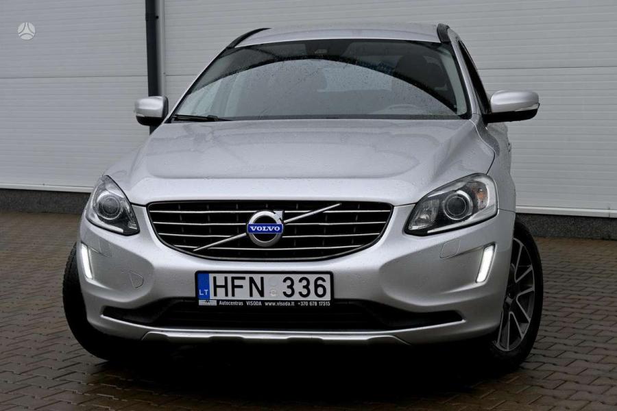 Grey Volvo XC60 2014 in Kretinga, with an engine capacity of 1.98 L and mileage of 165 thousand km for 10499 €, photo 3 on AUTOMOTO.COM.LV