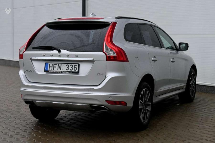 Grey Volvo XC60 2014 in Kretinga, with an engine capacity of 1.98 L and mileage of 165 thousand km for 10499 €, photo 8 on AUTOMOTO.COM.LV