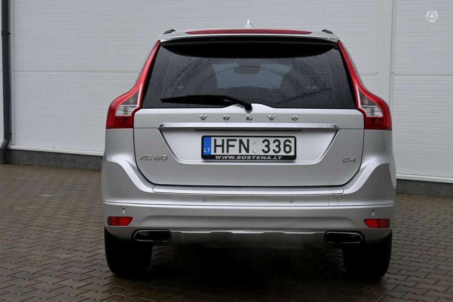 Grey Volvo XC60 2014 in Kretinga, with an engine capacity of 1.98 L and mileage of 165 thousand km for 10499 €, photo 9 on AUTOMOTO.COM.LV