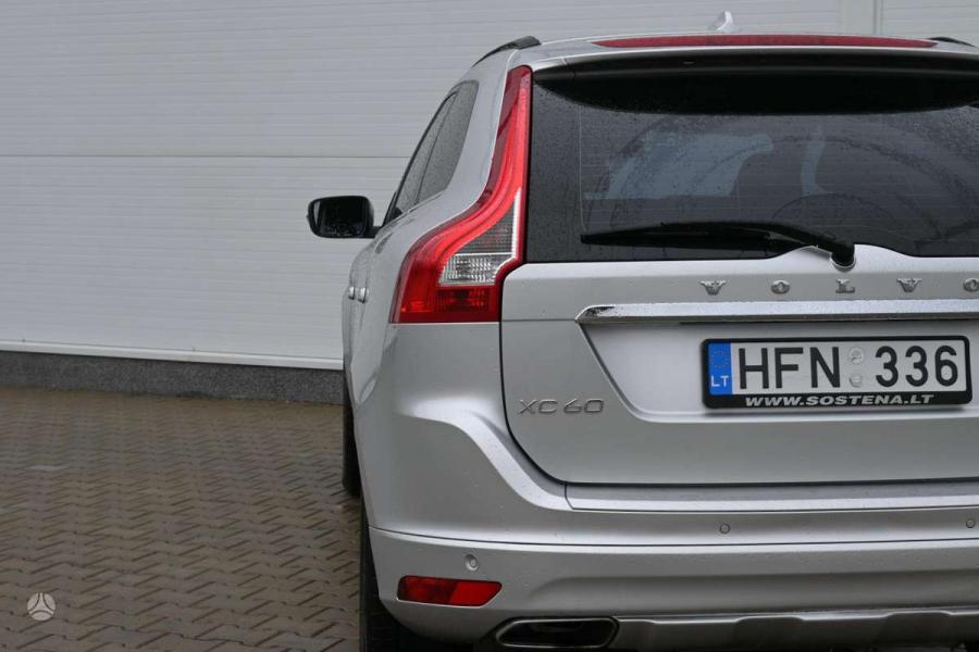 Grey Volvo XC60 2014 in Kretinga, with an engine capacity of 1.98 L and mileage of 165 thousand km for 10499 €, photo 11 on AUTOMOTO.COM.LV