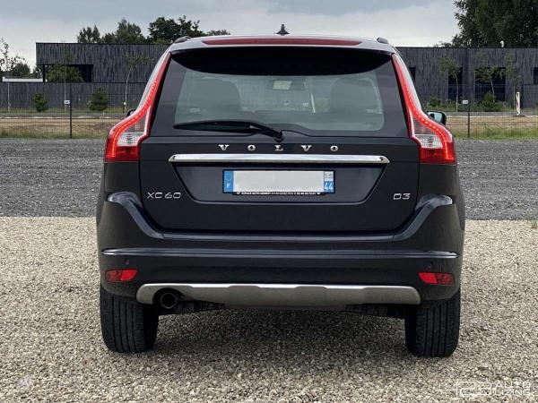 Pelēks Volvo XC60 2014 Tauragė, ar dzinēja tilpumu 2.00 L un nobraukumu 283 tūkst. km par 8300 €, foto 8 vietnē AUTOMOTO.COM.LV
