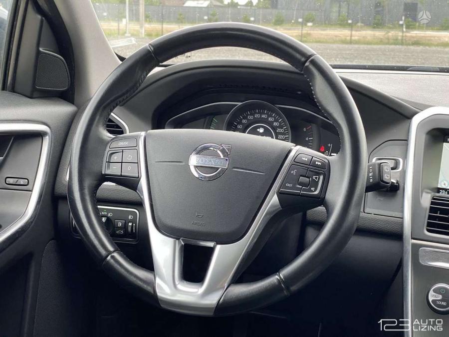 Grey Volvo XC60 2014 in Taurage, with an engine capacity of 2.00 L and mileage of 283 thousand km for 8300 €, photo 16 on AUTOMOTO.COM.LV