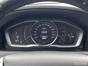 Grey Volvo XC60 2014 in Taurage, with an engine capacity of 2.00 L and mileage of 283 thousand km for 8300 €, photo 17 on AUTOMOTO.COM.LV