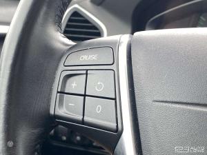 Grey Volvo XC60 2014 in Taurage, with an engine capacity of 2.00 L and mileage of 283 thousand km for 8300 €, photo 20 on AUTOMOTO.COM.LV