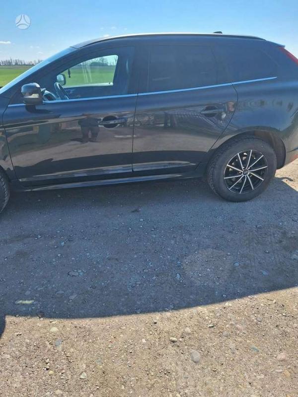 Pelēks Volvo XC60 2014 Marijampole, ar dzinēja tilpumu 0.00 L un nobraukumu 290 tūkst. km par 9000 €, foto 5 vietnē AUTOMOTO.COM.LV