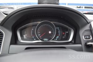 Серый Вольво ХС60 2014 в Рига, объемом двигателя 2.00 л и пробегом 138 тыс. км за 13400 €, фото 9 на AUTOMOTO.COM.LV