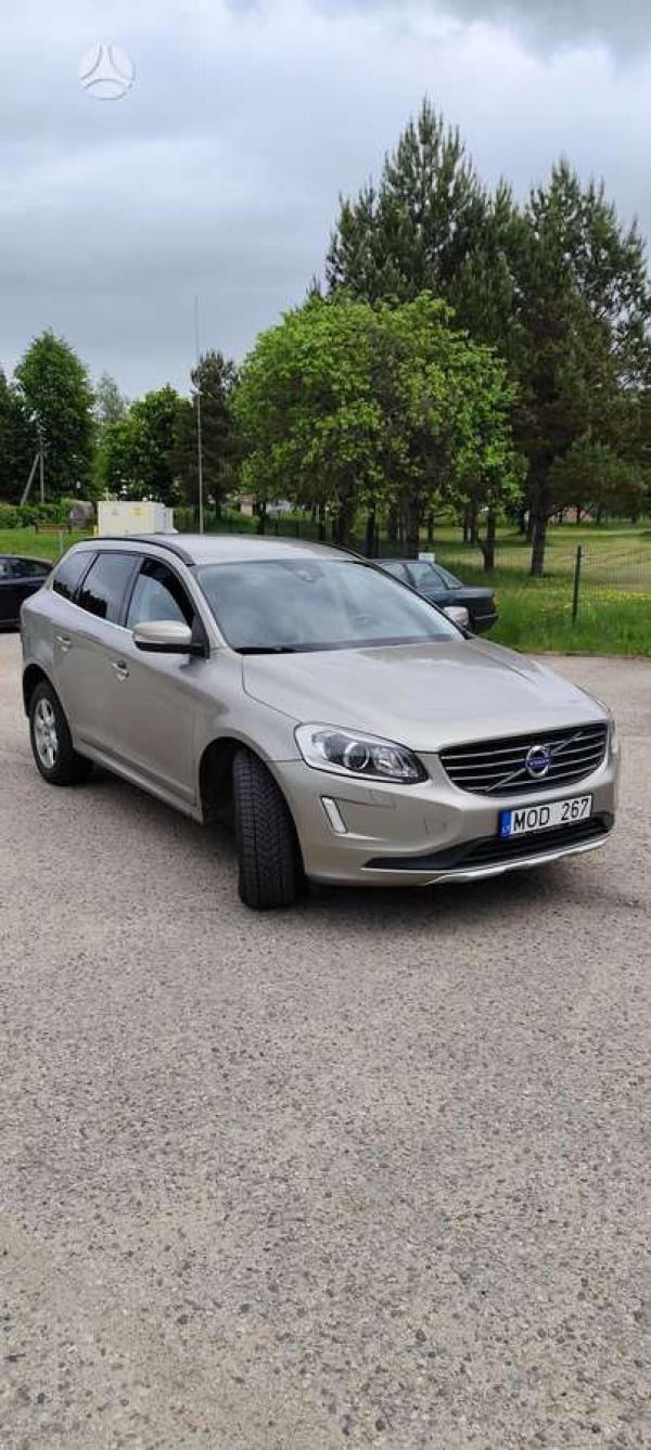 Pelēks Volvo XC60 2014 Viļņa, ar dzinēja tilpumu 2.40 L un nobraukumu 430 tūkst. km par 8050 €, foto 2 vietnē AUTOMOTO.COM.LV